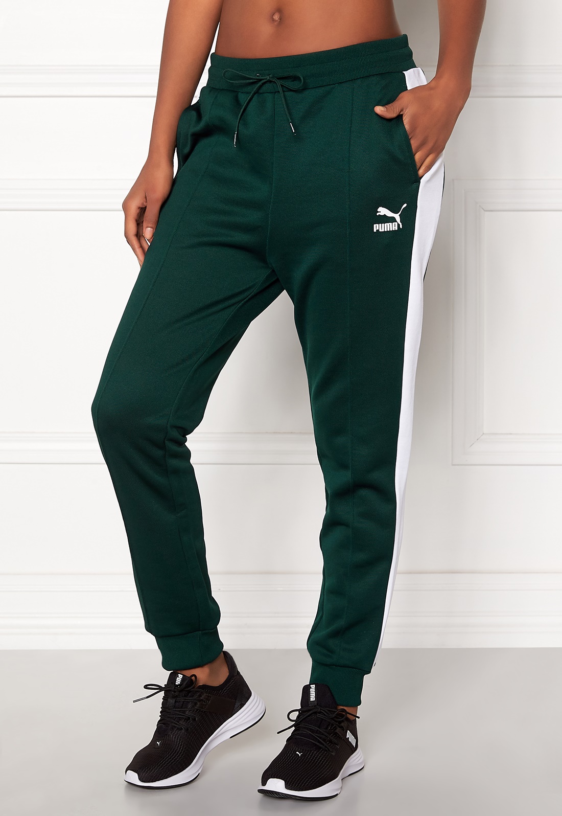 PUMA Classics T7 Track Pant 030 Green - Bubbleroom